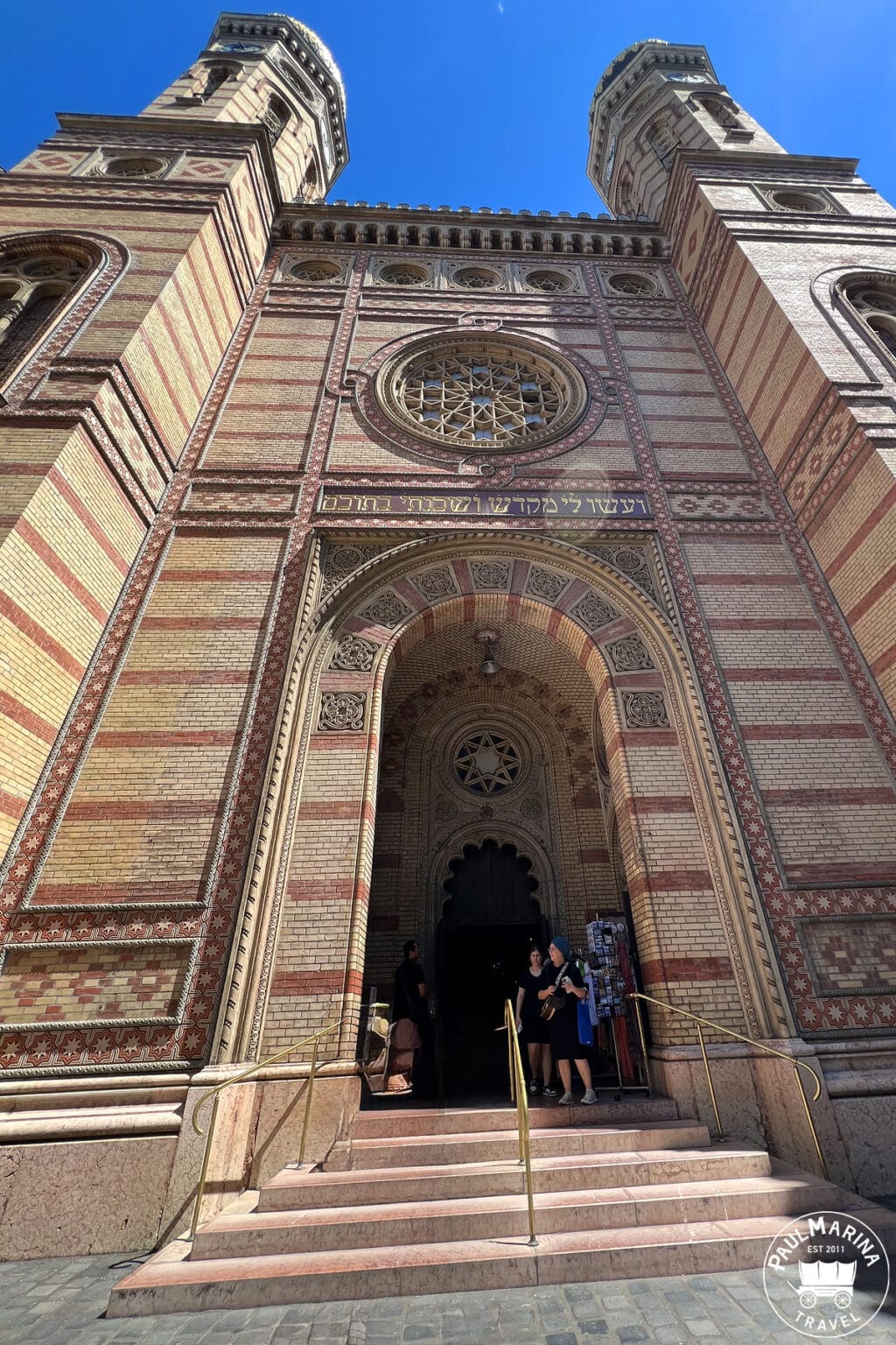 Synagogue Etiquette: A Visitor’s Guide | Paulmarina